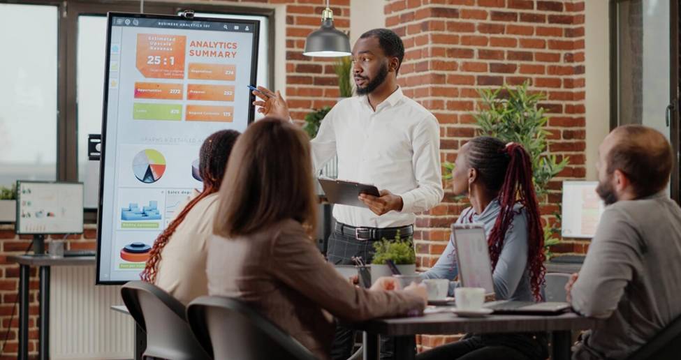 Pitching Event Tech to Your Board: A Presentation Template for ...